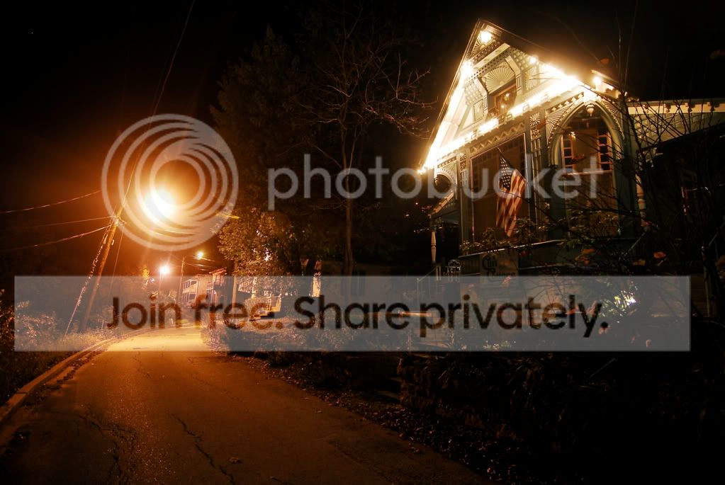 Blue Dot; Red State, Eureka Springs, AR - SkyscraperPage Forum